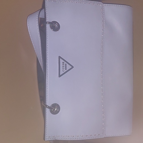 Guess | Bags | Guess Purse | Poshmark